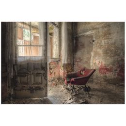 Wandbild Artland "Lost Place - roter Sessel I" Bilder Gr. B/H: 90 cm x 60 cm, Alu-Dibond-Druck Innenarchitektur Querformat, 1 St., bunt Kunstdrucke