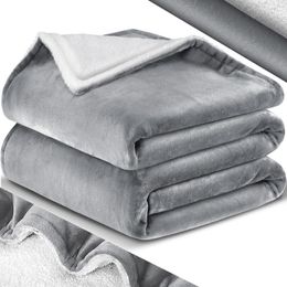 Kesser® Kuscheldecke Flauschige Sherpa Extra Weich & Warm Wohndecke Flanell Fleecedecke Falten beständig/Anti-verfärben als Couchdecke Sofadecke Grau