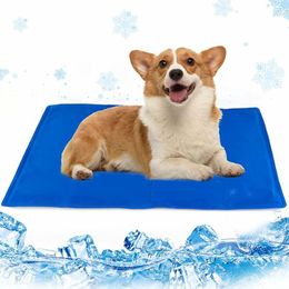 Minkurow - Haustier-Sommer-Kühlmatte für Hunde und Katzen, ungiftiges Gel, leicht zu tragen und leicht zu reinigen, ideal für Zuhause und Reisen, 66
