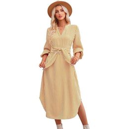 KIKI A-Linien-Kleid Damen-Kleid mit V-Ausschnitt und Langen Ärmeln