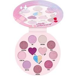 Essence Collection Harley Quinn Eyeshadow Palette Hey Puddin´