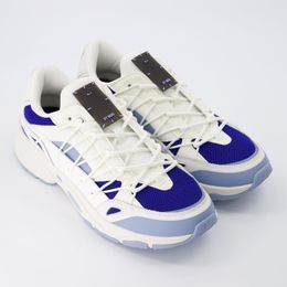 TK Maxx Weiß-blaue Ico Aratana Sneaker