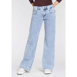 Bootcut-Jeans Herrlicher "Edna Light Denim" Gr. 32, Länge 34, blau (paradieso) Damen Jeans Bootcut