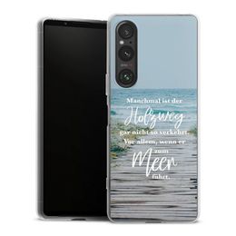 DeinDesign Handyhülle Strand Motivation Spruch Holzweg, Sony Xperia 1 V Silikon Hülle Bumper Case Handy Schutzhülle, weiß