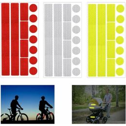 LONGZIMING Pcs pet Reflektierende Aufkleber, 20,5 x 11 cm, Anti-Verschleiß-Reflektorband, Retro-reflektierende Aufkleber für Auto, Fahrrad, Helm, Motorrad,