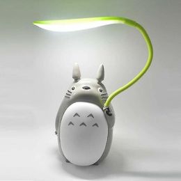 Cartoon Totoro USB-Lade-Schreibtischlampe, kreatives Nachtlicht mit doppeltem Verwendungszweck (Chinchilla White Belly)