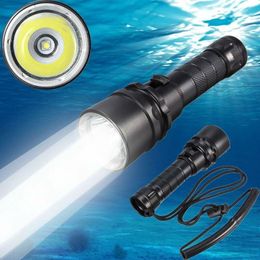 LONGZIMING BigMac Cree L2 LED-Taschenlampe zum Tauchen, 100 m Unterwasser, wasserdicht, wiederaufladbare Batterie, Licht und Ladegerät im Lieferumfang enthalten