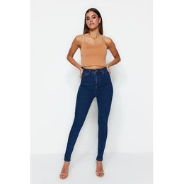 Trendyol Jeans - Skinny fit - in Dunkelblau - 44