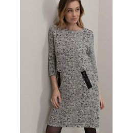 Bianca Jerseykleid DANILO mit modernem Strukturmuster und Zippertaschen