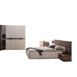 JVmoebel Komplettschlafzimmer Luxuriöse Schlafzimmer Garnitur Doppelbett 2x Nachttische Eckschrank