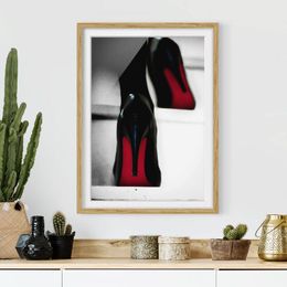 MICASIA Bild mit Rahmen - High Heels in Rot Größe HxB: 24cm x 18cm, Rahmen: Eiche