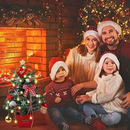 Künstlicher Weihnachtsbaum mit LED-Lichtern 50 cm Mini-Weihnachtsbaum Tisch-Weihnachtsbaum Kleiner Weihnachtsbaum mit Ständer und Ornamenten