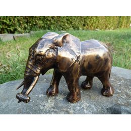 IDYL Dekofigur IDYL Bronze-Skulptur Elefant Rüssel auf Stoßzahn