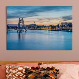 Akustikbild Berlin Skyline mit Molecule Man
