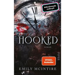 PIPER Hooked / Never After Bd.1 - Emily McIntire, Taschenbuch