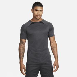 Nike Academy Dri-FIT Kurzarm-Fußballoberteil für Herren - Schwarz