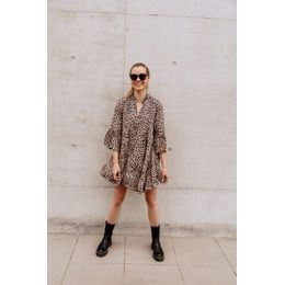 von Herzen Sommerkleid kurzes Leokleid – Kleid mit Leoprint – Onesize – Animalprint