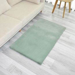 TK Maxx Salbeigrüner Teppich aus Kunstfell 69x114cm