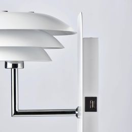 Dyberg Larsen DL20 USB Shelf Wandleuchte, weiß