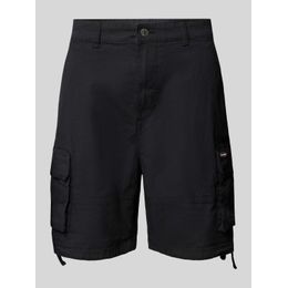 Review Straight Leg Cargoshorts mit Label-Patch