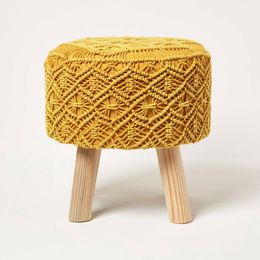 Homescapes Fußhocker Willow – Makramee-Hocker rund mit Holzbeinen – goldgelb, 43 cm hoch