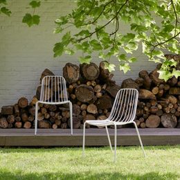 Tikamoon Outdoor Stuhl aus weiß-lackiertem Metall industrieller Stil
