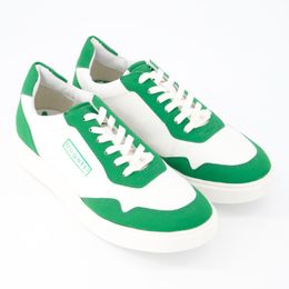 TK Maxx Weiß-grüne Sneaker mit genarbter Oberfläche
