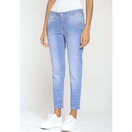 Relax-fit-Jeans Gang "94AMELIE CROPPED" Gr. 26 (34), N-Gr, grau (truly down vintage) Damen Jeans mit doppelter Passe und doppelter, rechter Gesäßtasche