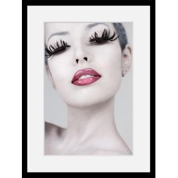 Bild queence "Lashes" Bilder Gr. B/H: 50 cm x 70 cm, Wandbild Frau Hochformat, grau (grau, pink) Kunstdrucke Lashes, Frau mit langen Wimpern, gerahmt, Mascara