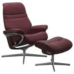 Relaxsessel stressless "Sunrise" Sessel Gr. Leder BATICK, Cross Base Braun, Relaxfunktion-Drehfunktion-PlusTMSystem-Gleitsystem-BalanceAdaptTM, B/H/T: 83cm x 105cm x 74cm, rot (bordeaux batick) mit Hocker, Cross Base, Größe S, M & L, Holzakzent Braun