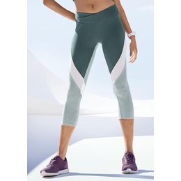 active by Lascana LASCANA ACTIVE Caprihose '-Sporthose' grün Gr. XL (48/50) für Damen. Mit Logodrucke. Figurbetont. Nachhaltig.