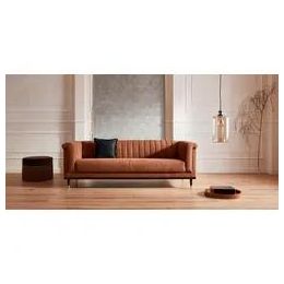 Guido Maria Kretschmer Home & Living 3-Sitzer GUIDO MARIA KRETSCHMER HOME & LIVING "Chamby" Sofas Gr. B/H/T: 210cm x 71cm x 85cm, Luxus-Microfaser Lederoptik, braun (cognac) mit Holzrahmen unten und Steppung im Lehnenbereich