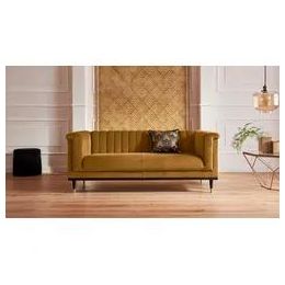 Guido Maria Kretschmer Home & Living 2-Sitzer GUIDO MARIA KRETSCHMER HOME&LIVING "Chamby" Sofas Gr. B/H/T: 180 cm x 71 cm x 85 cm, Samtoptik, goldfarben mit Holzrahmen unten und Steppung im Lehnenbereich