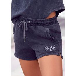 Buffalo Relaxshorts schwarz Gr. 32/34 für Damen. Mit Logostickerei. Bequem. Nachhaltig.