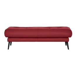 Hocker W.Schillig "softy", rot (ruby rot z59), B:144cm H:43cm T:61cm, Chenille-Flachgewebe R66 (85% Polyester, 15% Nylon), Velourgewebe V41 (100% Polyester), Longlife Xtra-Leder Z59: Glattleder mit modischer Prägung. Hautstärke 0, 9 - 1, 1 mm, Hocker, mit dekorativer Heftung im Sitz, Füße schwarz pulverbeschichtet