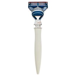 êShave ê Shave Herrenpflege Rasurzubehör Rasierer Fusion Gillette Weiss