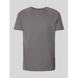 Review Essentials Raglan T-Shirt