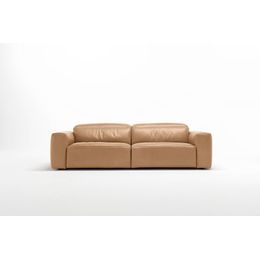 2,5-Sitzer Egoitaliano "Beverly, Designsofa mit erstklassigem Sitzkomfort und tollen Details", braun (tan), B:242cm H:95cm T:109cm, Leder NUVOLE (Echtes Rindsleder). Halbnat&uuml;rliches, halbnarbiges Rindsleder mit einer nat&uuml;rlichen K&ouml;rnung von 1, 2 bis 1, 4 mm. Dieses Leder hat eine weiche, wachsartige Haptik mit mattem Aussehen und einem Wolkeneffekt. Es handelt sich um ein Naturleder, das die urspr
