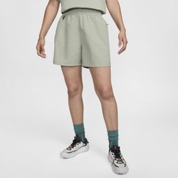 Nike ACG Damenshorts (ca. 13 cm) - Grün