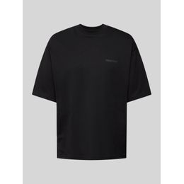 Review Essentials Oversized T-Shirt