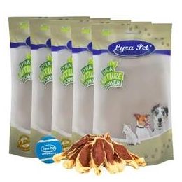 5 kg LYRA PET® Kaninchenohren gefüllt mit Huhn + Tennis Ball