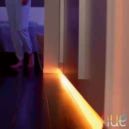 Philips Hue LightStrip Plus Erweiterung LED RGBW Lichtband, 8718699703448,