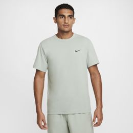 Nike Hyverse vielseitiges Nike Dri-FIT UV Kurzarm-Oberteil für Herren - Grün