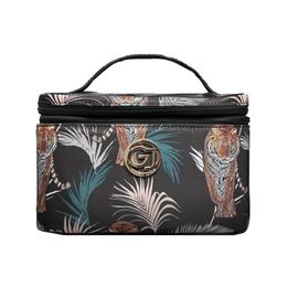 Cimi Gillian Jones - Urban Travel Box - Palm Print