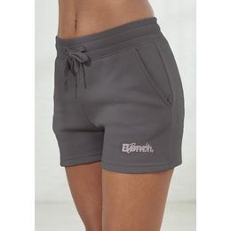 BENCH. LOUNGEWEAR Shorts grau Gr. 32/34 für Damen. Mit Bindeband, Logodruck, Logostickerei. Bequem. Nachhaltig.