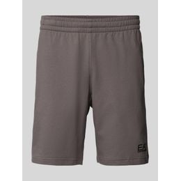 EA7 Emporio Armani Sweatshorts mit Label-Print