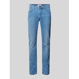 Brax Straight Fit Jeans mit Label-Patch Modell 'CHUCK'