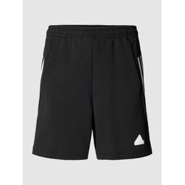 adidas Sportswear Sportshorts mit Label-Badge