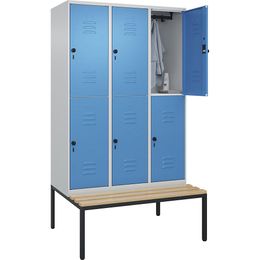 C+P Doppelstock-Spind Classic PLUS Sitzbank, 3 Abteile, lichtgrau / lichtblau, B 1200 mm, Sicherheits-Drehriegel, untergebaut, Buche-Hartholz