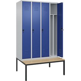 C+P Schwarz-Weiß-Spind Classic PLUS Sitzbank, schmal, 4 Abteile, Trennwand verkürzt, lichtgrau / enzianblau, B 1200 mm, Sicherheits-Drehriegel, untergebaut, Buche-Hartholz